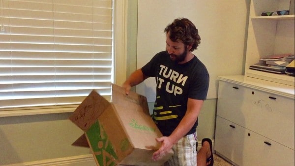 Need the Right Size Box for Shipping eBay Items? How to Cut a Box to Fit