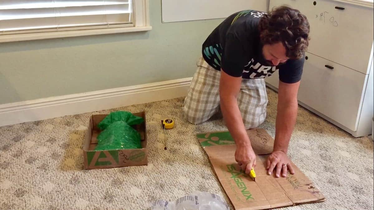 Need the Right Size Box for Shipping eBay Items? How to Cut a Box to Fit